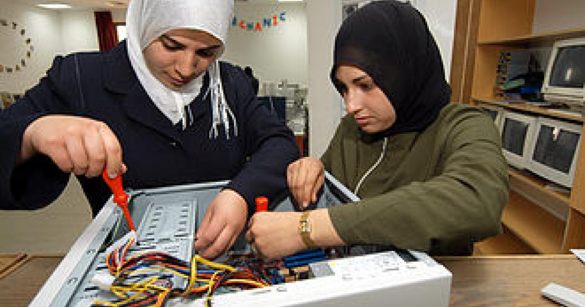 Refurbishing Computers | Rewell Society